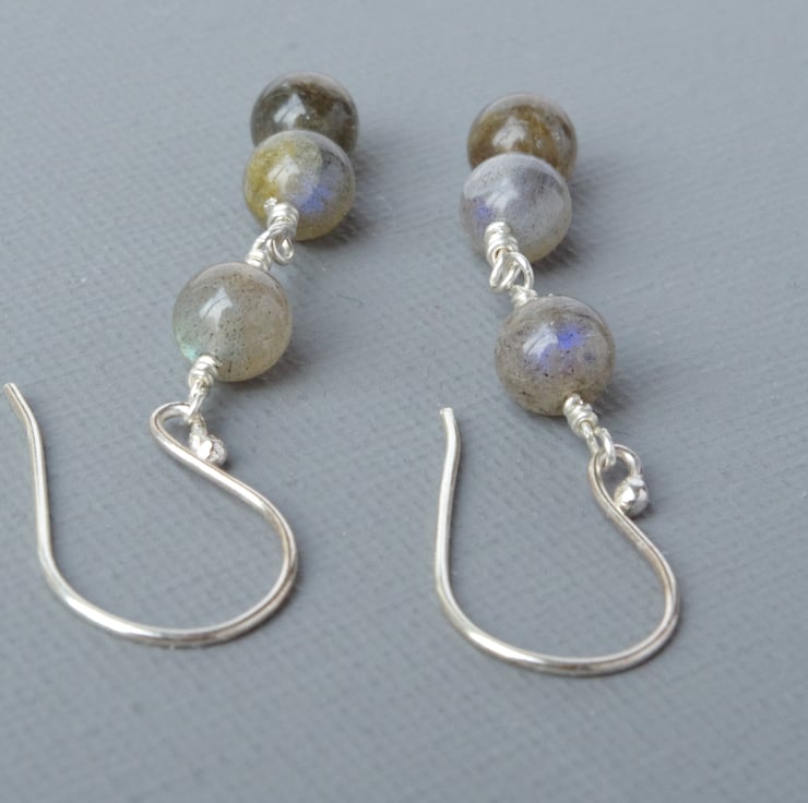 Sterling Silver and Labradorite Minimalist Drop... - Folksy