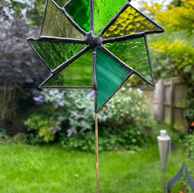 Green Pinwheel stained glass sun catcher plant ... - Folksy