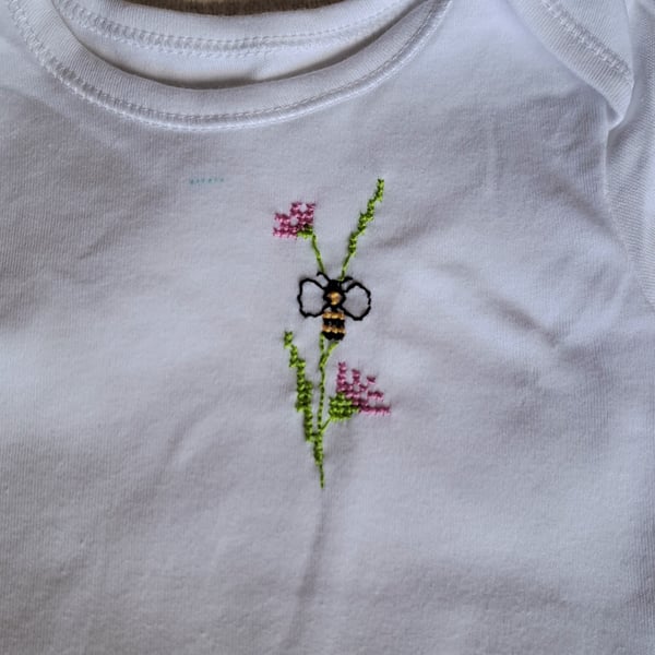 Bee vest, onesie, hand embroidered, age 9-12 mo... - Folksy