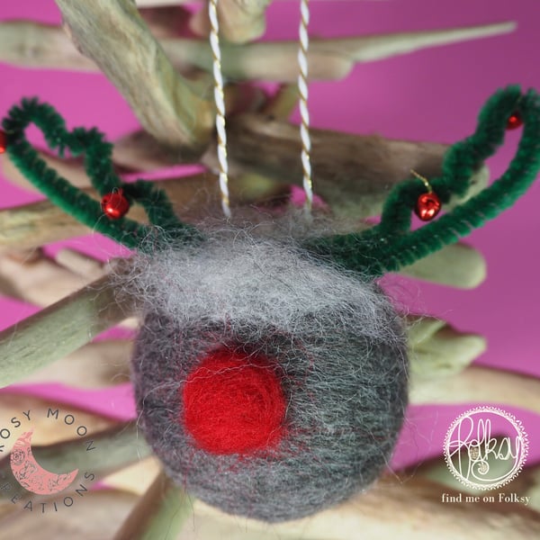 Reindeer Christmas Bauble in Wool Felt - Folksy