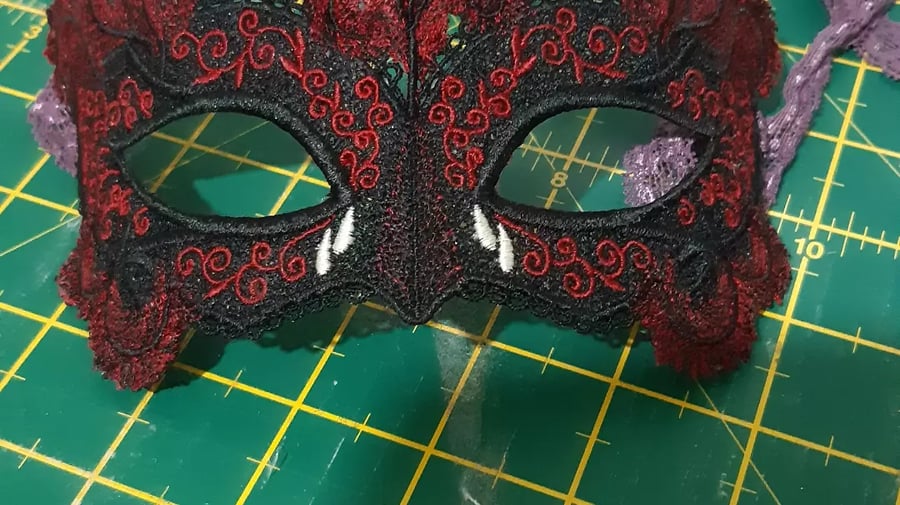 Masquerade mask - Folksy