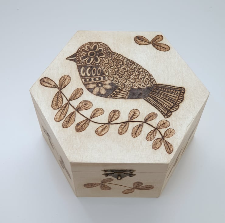 Pyrography song bird wooden jewellery box or st... - Folksy