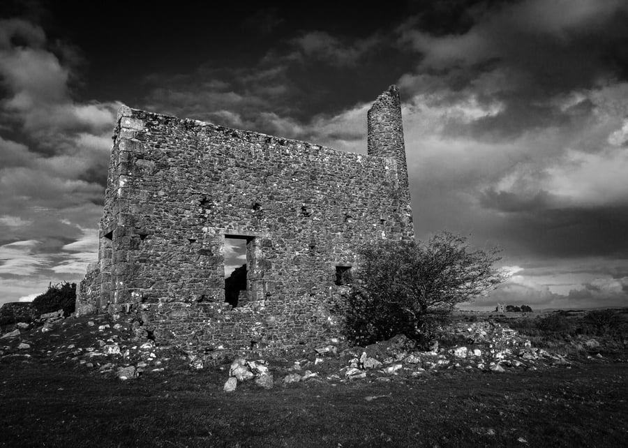 Photograph - Engine House at Minions, Cornwall ... - Folksy
