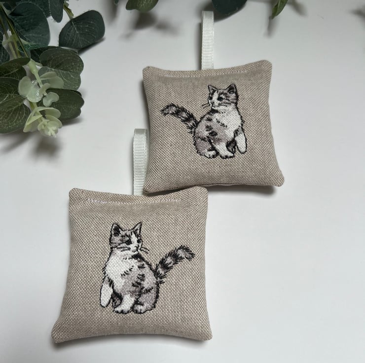 Lavender Sachets: Set of 2 in Grey Tabby Cat Co... - Folksy