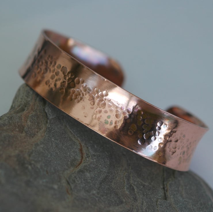 Wide Hammered Copper Cuff Bangle, Anticlastic,... - Folksy