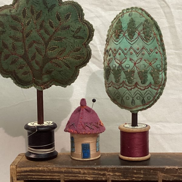 Pointy pin cushion No4 - Folksy