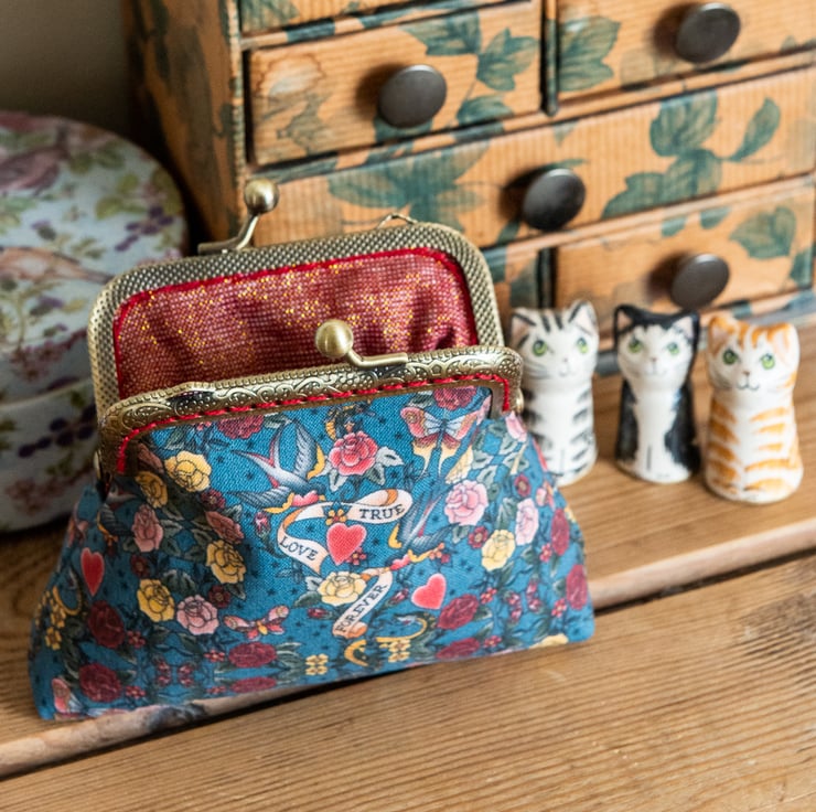 Coin purse made with beautiful vintage classic ... - Folksy