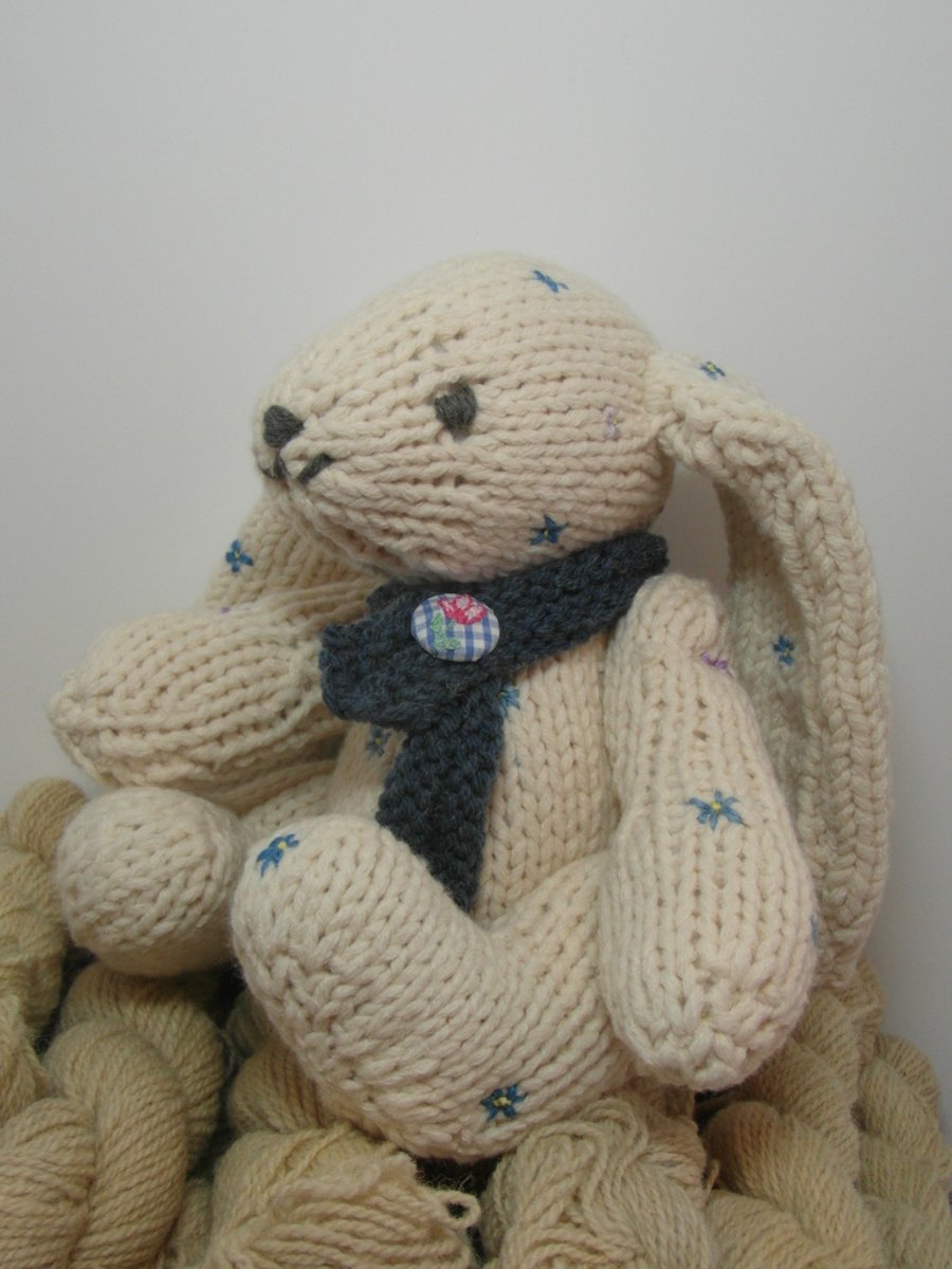 Knitted Bunny - Folksy