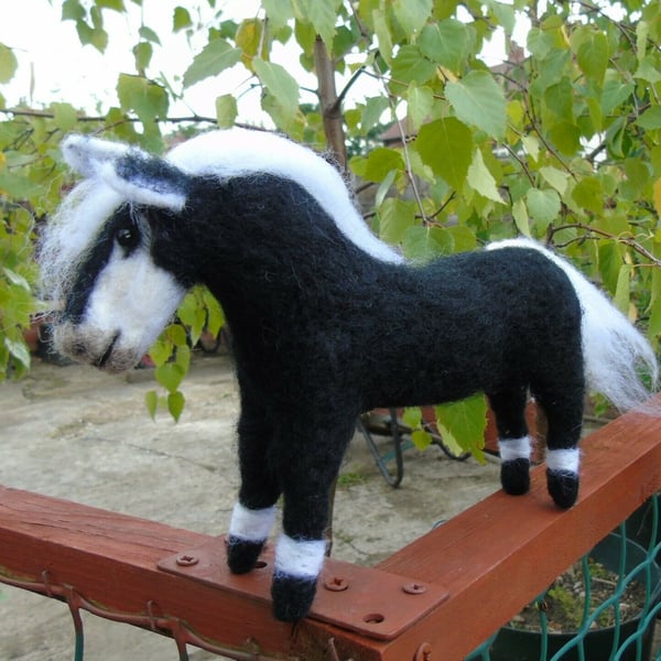 Needle felt pony, horse, animal wool sculpture,... - Folksy