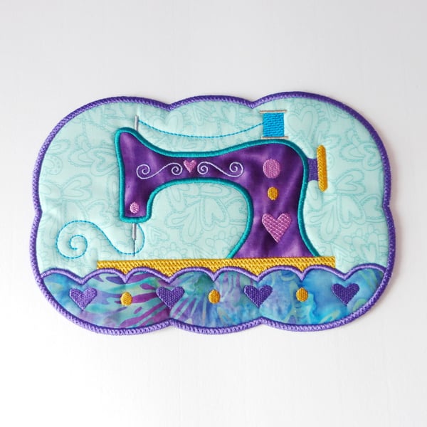 Sewing machine mug rug - Folksy
