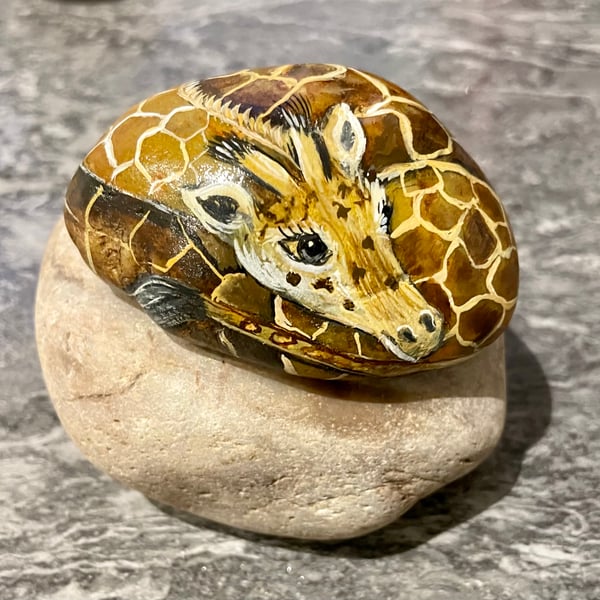 Giraffe hand painted pebble garden rock art wil... - Folksy