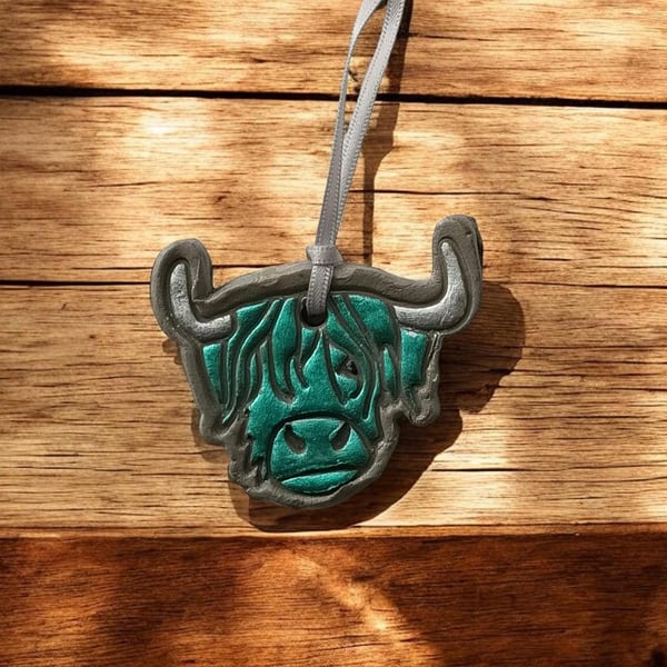 Wee Coo "Bella" - Highland Cow Hangin... - Folksy