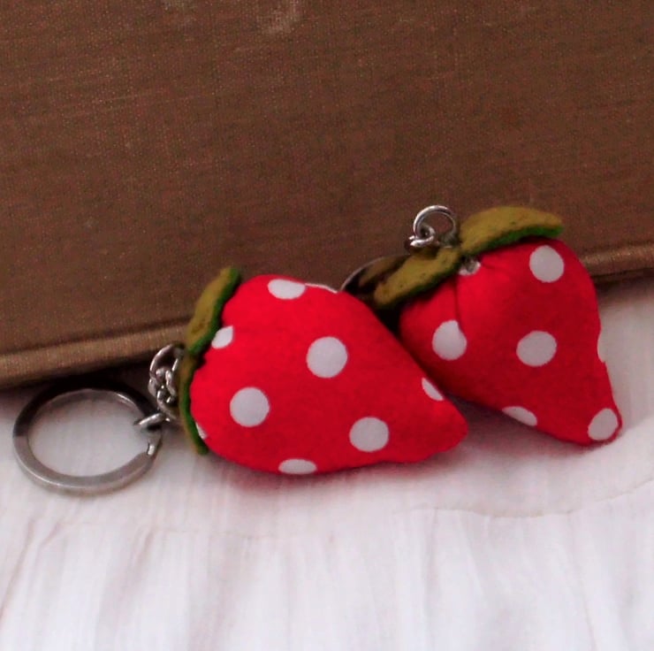Strawberry keyrings,fabric key ring ,key chain,... - Folksy