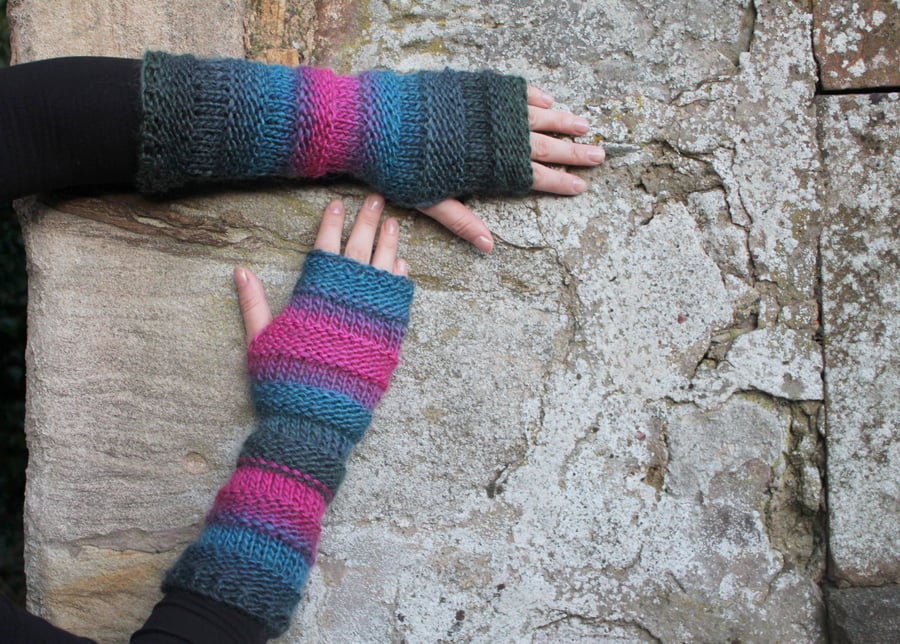 Arm warmers, fingerless gloves, extra long mitt... - Folksy