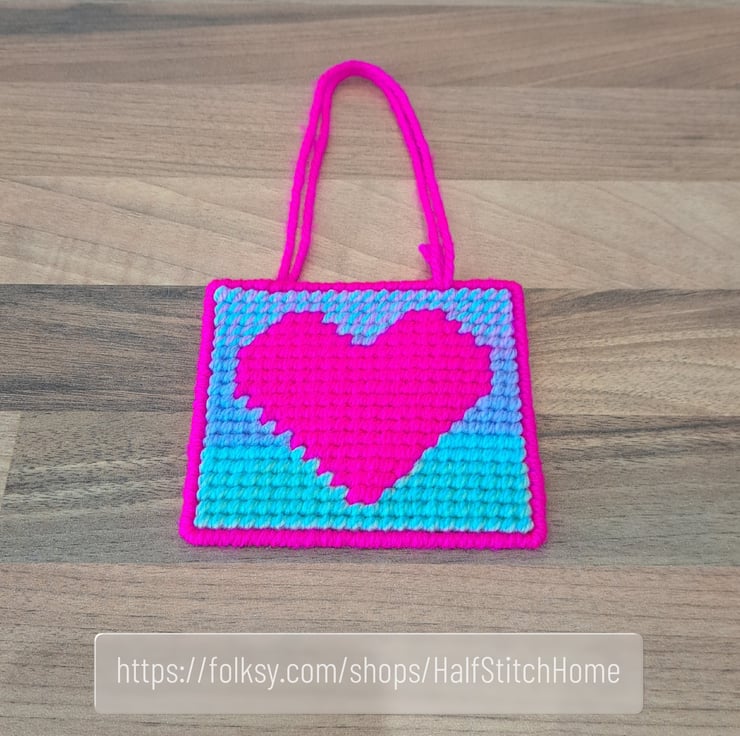 Wall art of a bright pink heart, adjustable han... - Folksy