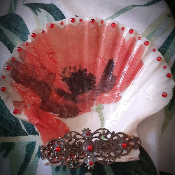 Decoupaged Poppy Flower Scallop Shell trinket d... - Folksy