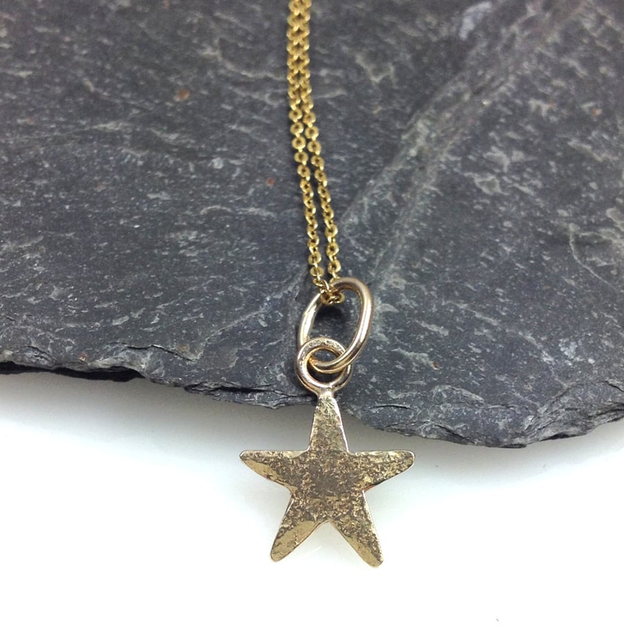 gold star pendant and chain 9ct gold necklace - Folksy