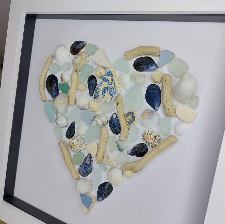 Cornish seaglass, shell, pottery and driftwood ... - Folksy