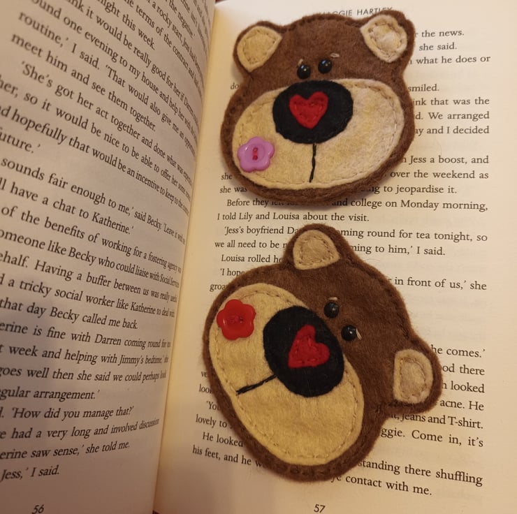 'Brown bear' bookmark,love to read,books,letter... - Folksy