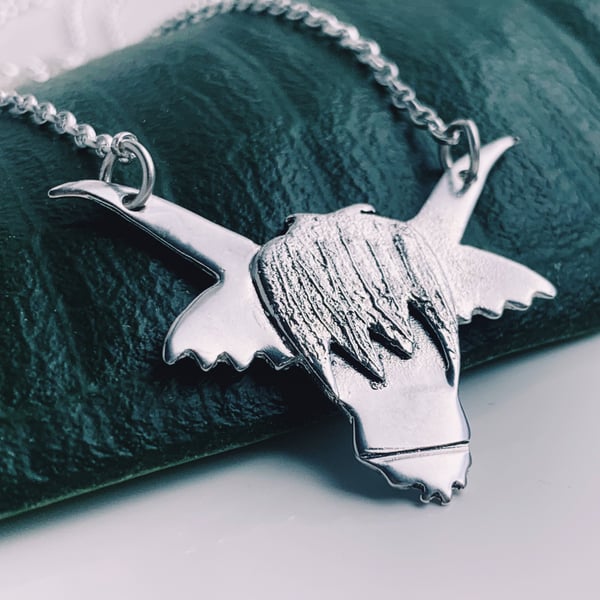 Recycled Sterling Silver Highland Cow Pendant - Folksy