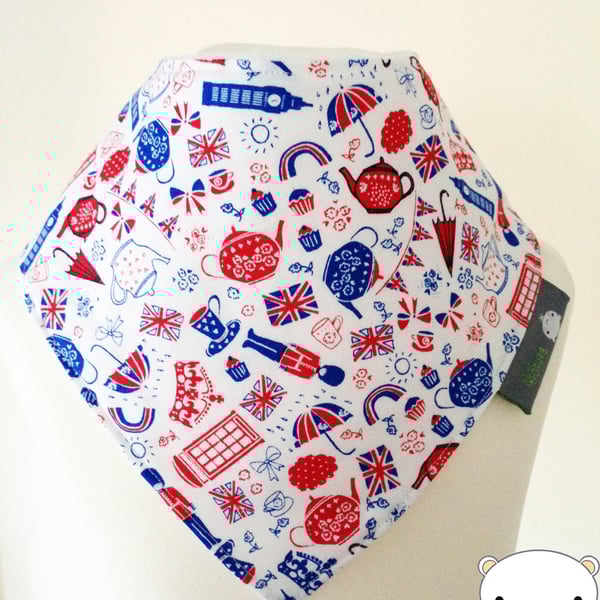 Baby Bandana Dribble Bib in TIMELESS TREASURES ... - Folksy