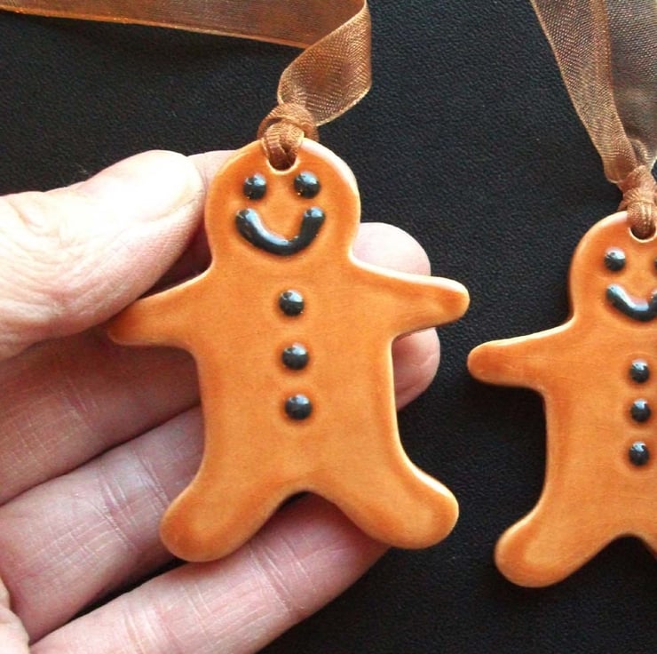 Tidgy ceramic gingerbread men - Folksy