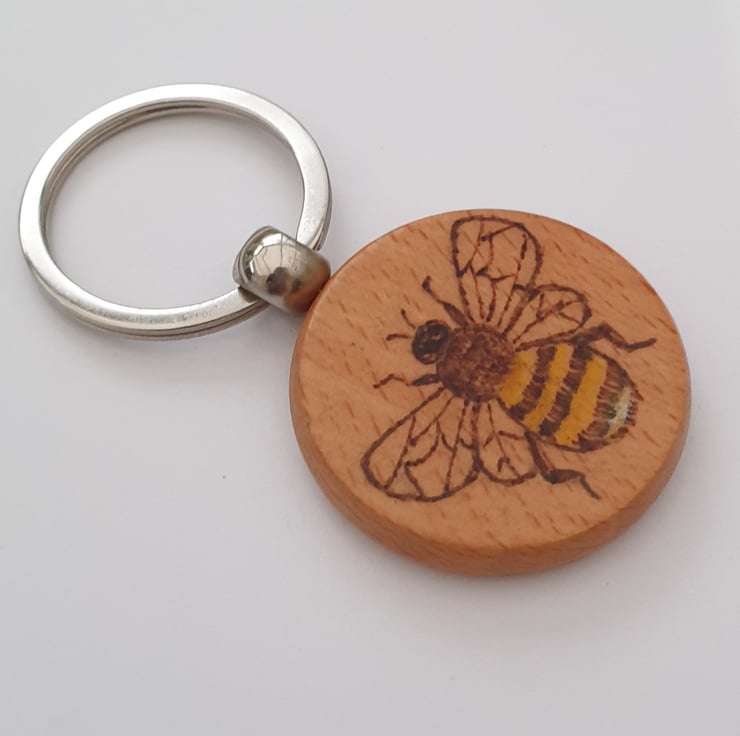 Bee pyrography wooden keyring - Folksy