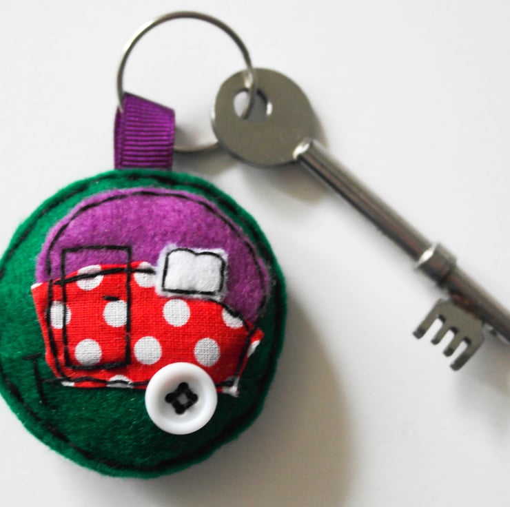 Felt handmade caravan keyring-Caravaning Gifts-... - Folksy