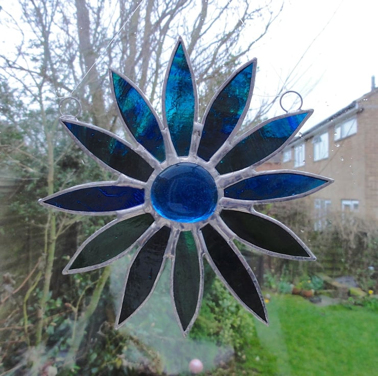 Stained Glass Daisy Suncatcher - Blue Green - Folksy