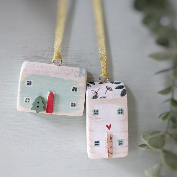 Set of 2 Wooden Christmas House Hanging Decorat... - Folksy