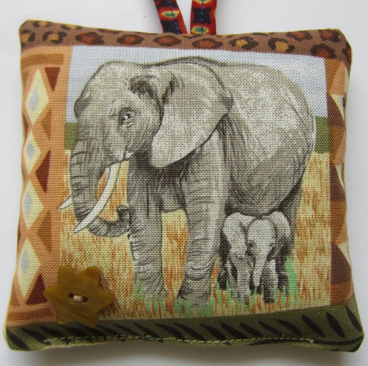 Elephant Lavender Bag with Hanging Loop - Folksy