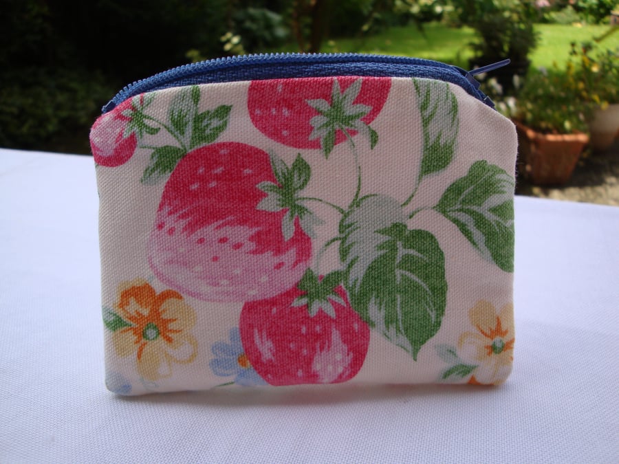 Small Strawberry zipped Coin Purse - cards - k... - Folksy
