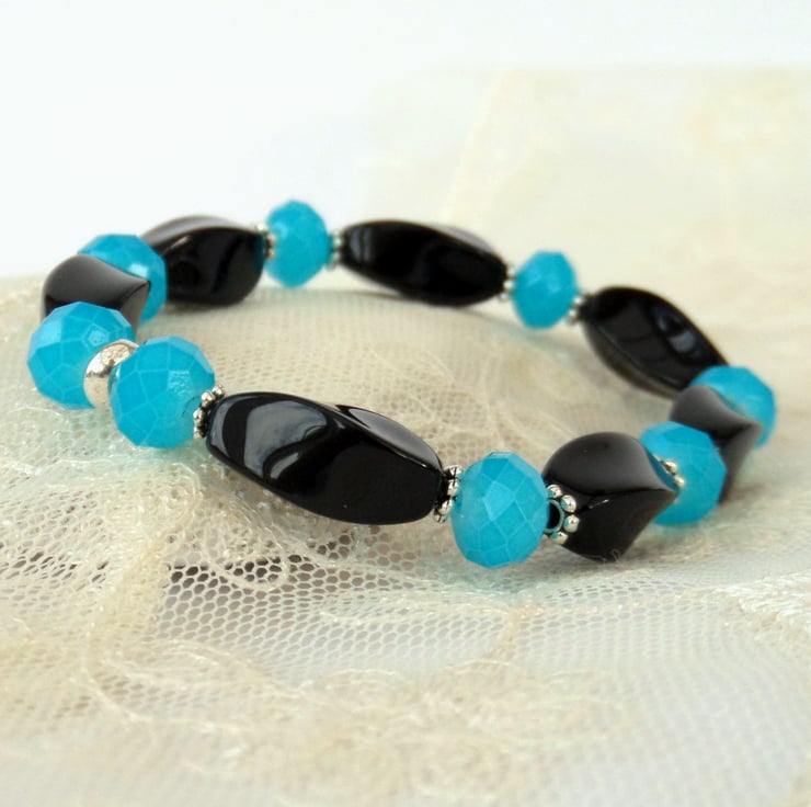 Black onyx and cyan blue crystal stretchy bracelet - Folksy