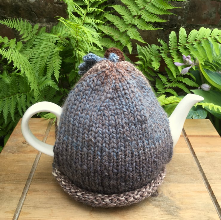 Winter Woodland Tea Cosy, Acorn and Oak Leaf Ch... - Folksy