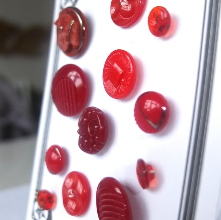 12 Vintage Red Glass Buttons - Folksy