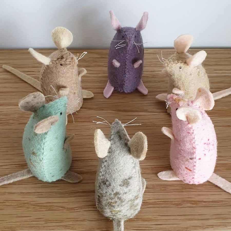 Custom Upright Felt Mouse - your choice of colour - Folksy