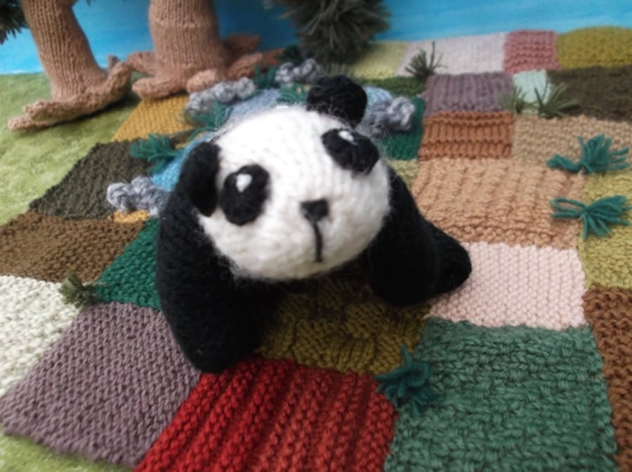 Knitted panda - Folksy