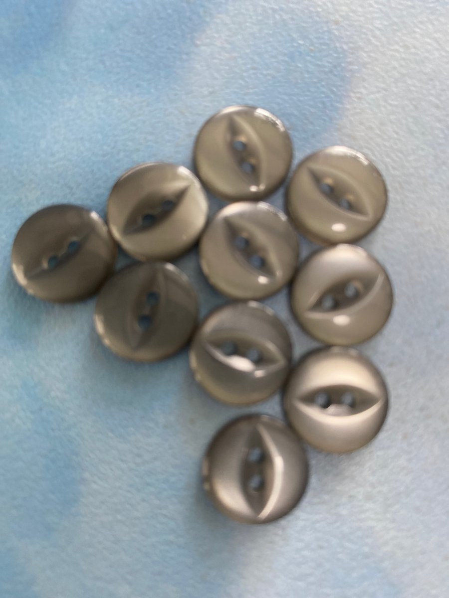 11mm Light Grey Fish Eye Buttons - Folksy