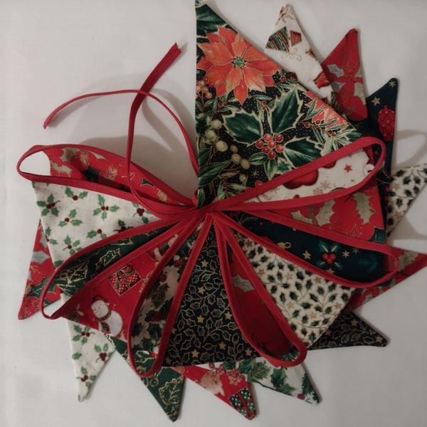 Christmas decoration, Bunting Traditional Red ... - Folksy
