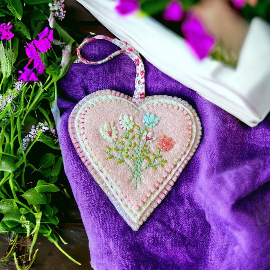 Pale Pink Felt Heart - Folksy