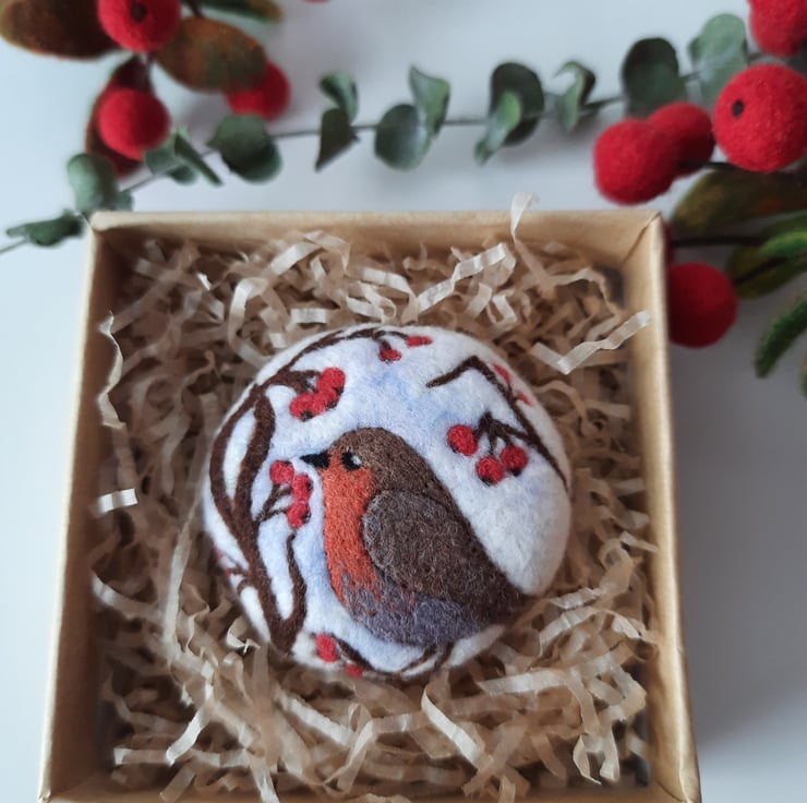 Needle Felted 'Robin in Snow' Brooch - Folksy