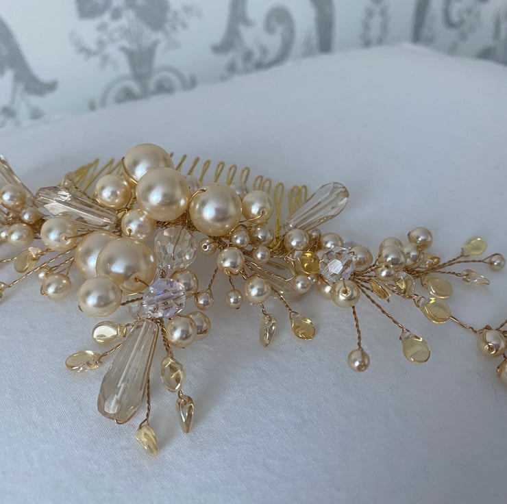 The Leena -Pearl and crystal tiara, Elegant vin... - Folksy