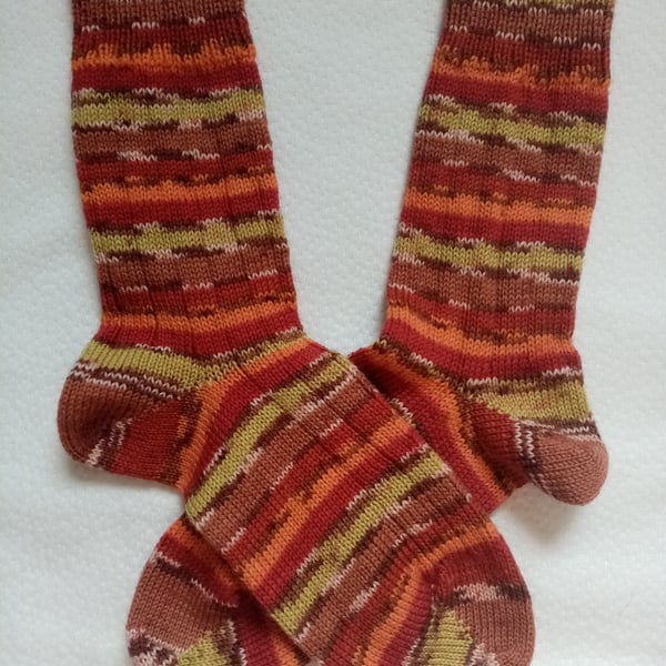 Hand-cranked Knitted Ribbed Wool Socks Size 6 to 7 - Folksy