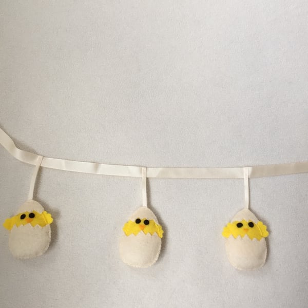 CHICK, Bunting, Easter, Spring, Decoration, Gar... - Folksy