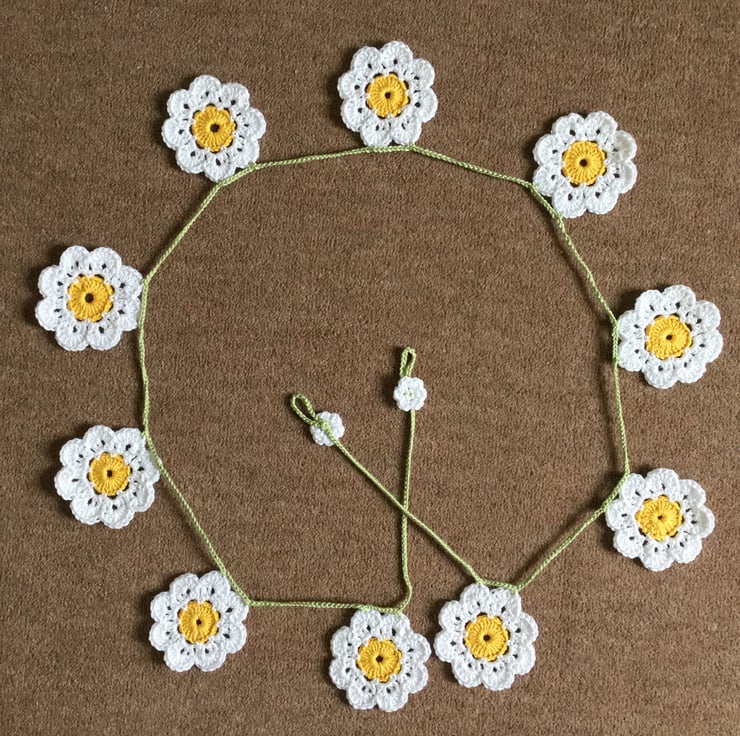 Crochet Daisy Chain Garland - Folksy