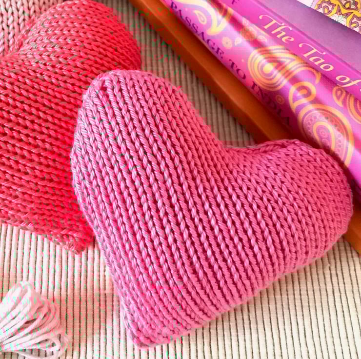 KNITTING PATTERN Love Hearts - Folksy