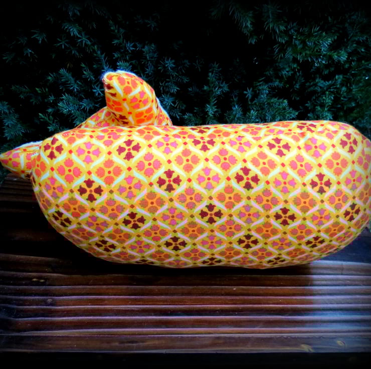 A snoozy groovy fox cushion. 30cm in length. - Folksy