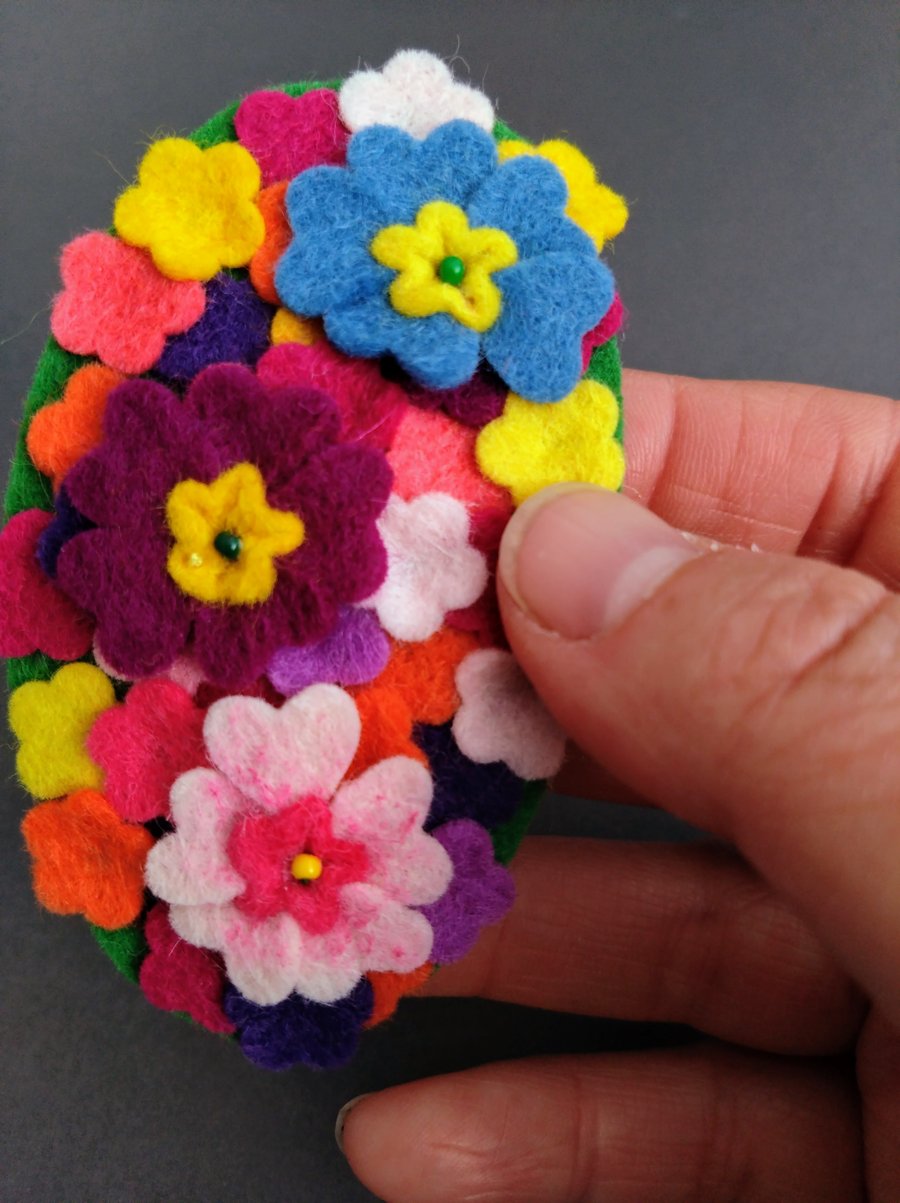 Flower pop hair clip - Folksy