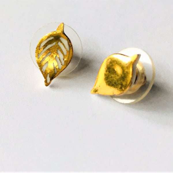 BEAUTIFUL PORCELAIN LEAF STUDS WITH 22 CT GOLD ... - Folksy