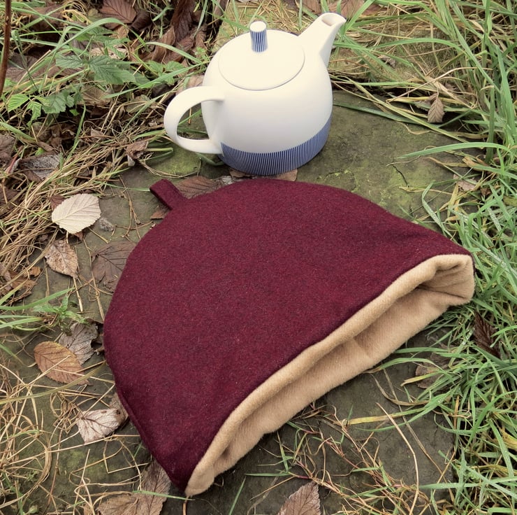A tea cosy, size large. Made from a tactile au... - Folksy